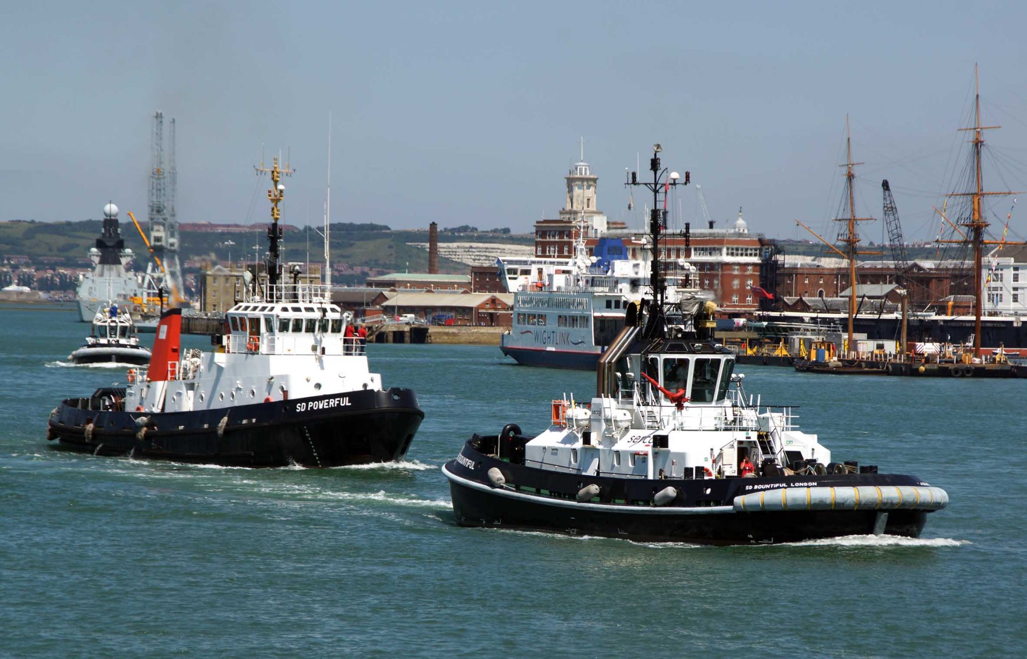 Serco gets extension to Royal Navy marine services contract | Ships Monthly
